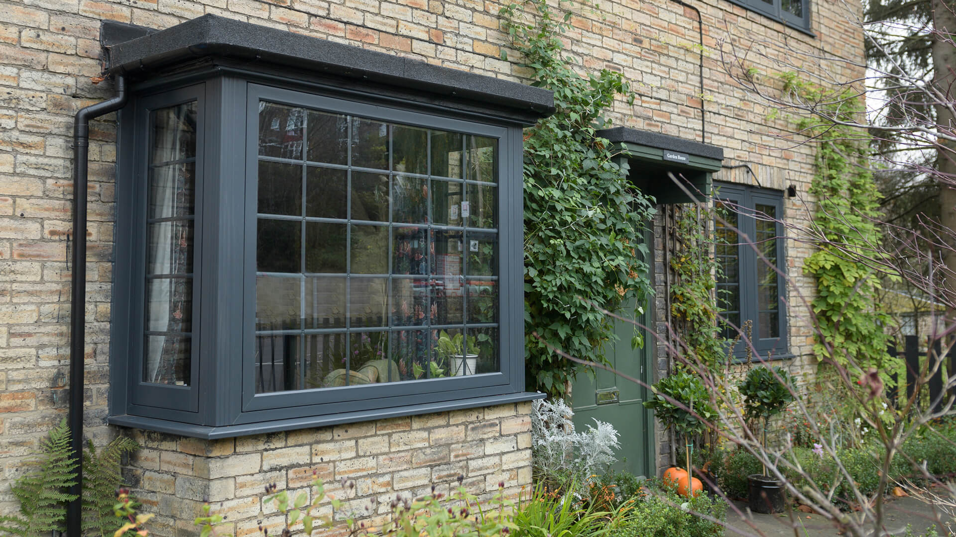 Anthracite Grey Envisage Flush Windows & Grey French Doors | RMC