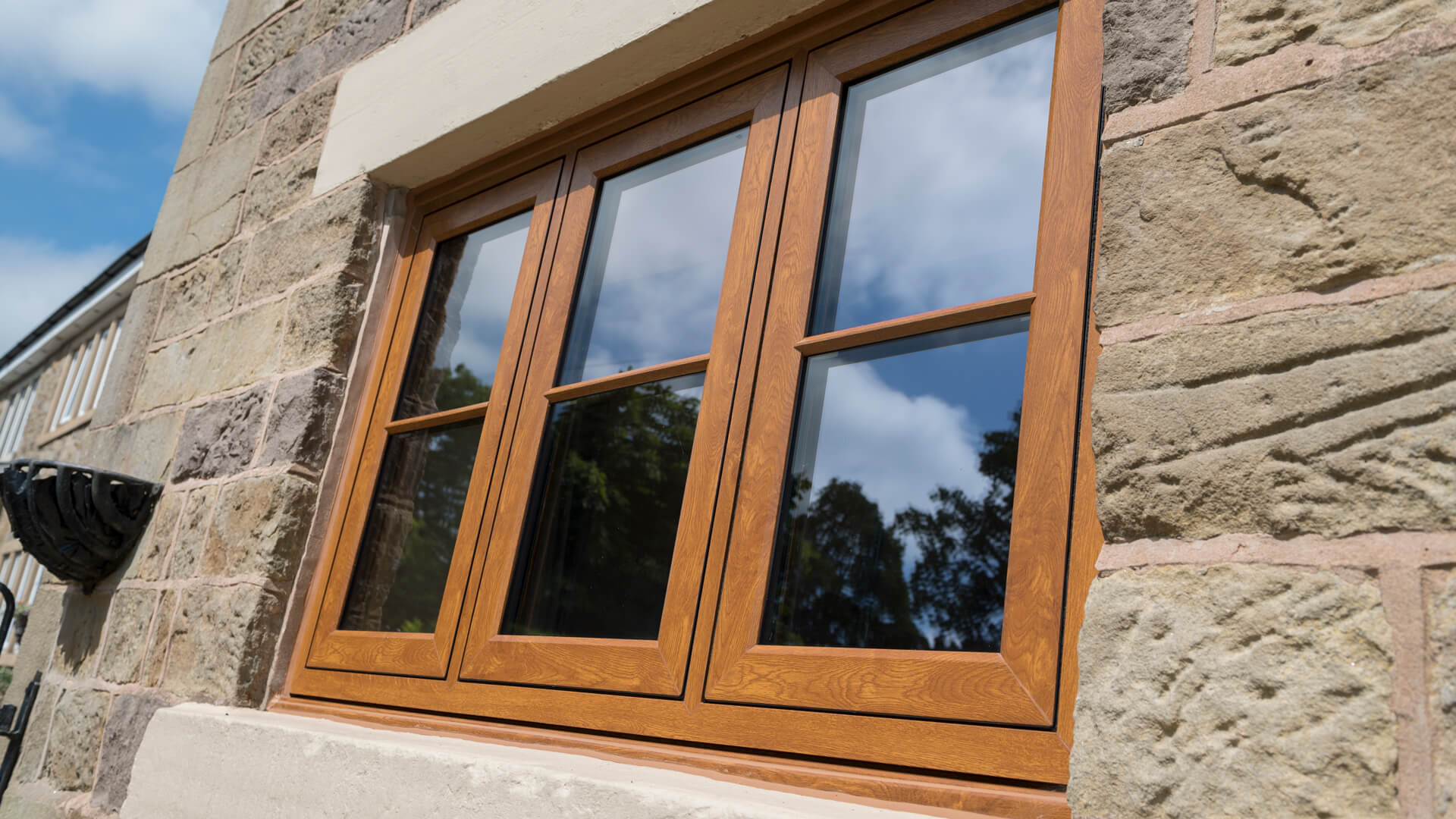 Flush Windows Ayr, Scotland | Replacement Timber Effect Windows from RMC